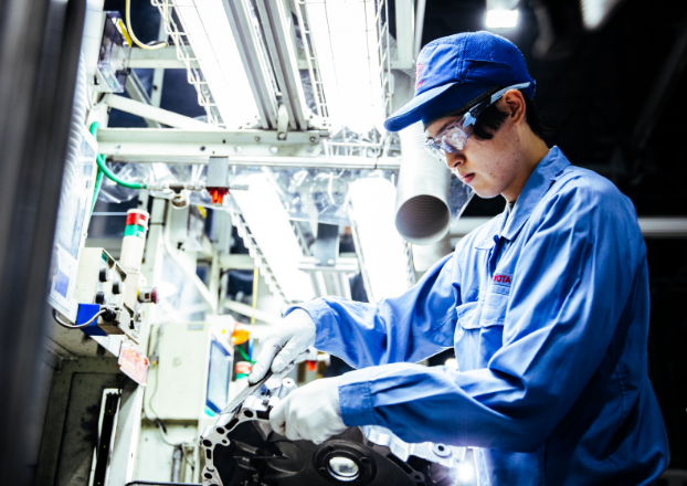 粗形材工程 - トヨタ自動車北海道株式会社