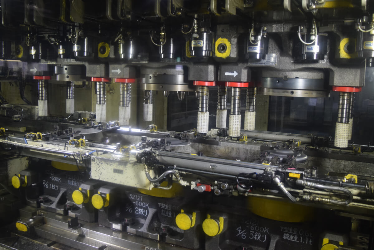 粗形材工程 - トヨタ自動車北海道株式会社